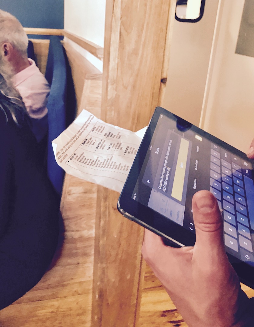 Using Chef Cards for Food Allergies at Restaurants - Miss Allergic Reactor